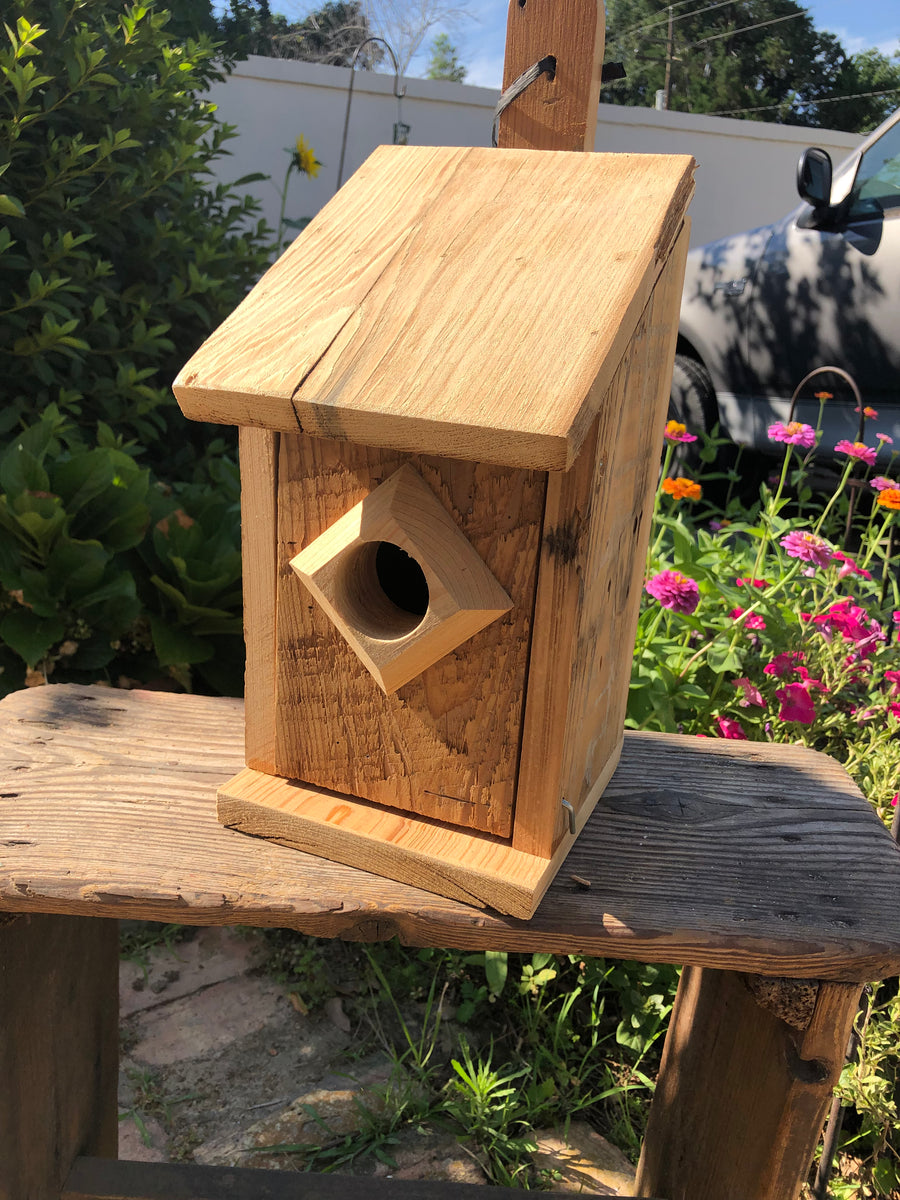 Blue Bird House – Côte à Côte, LLC